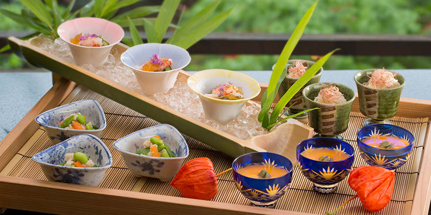 TOFUYA UKAI SAGINUMA / UKAI -Restaurants & Museum-